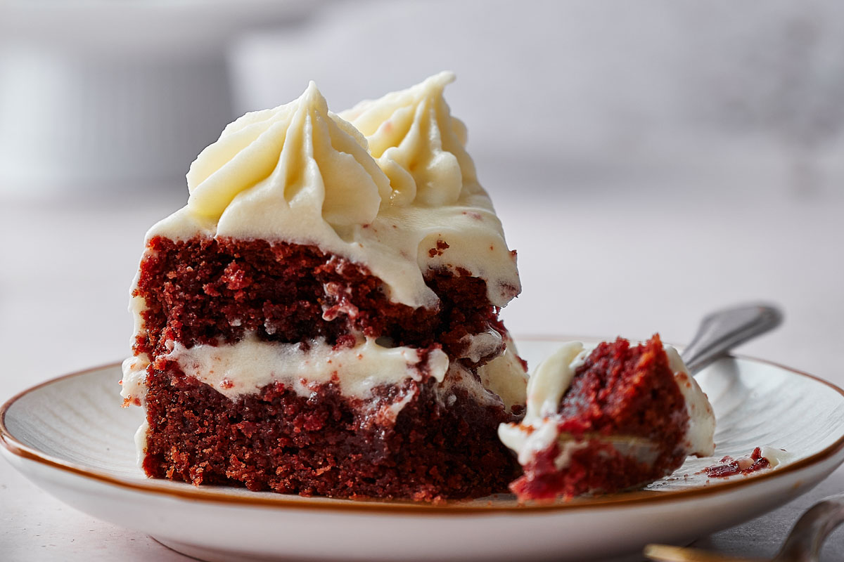 Red Velvet Cake Recipe with Cream Cheese Frosting - Splash of Taste